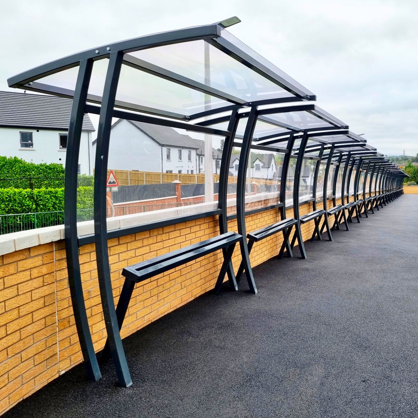 Bray Bus Shelter – Delivering to NI, Ireland & The UK Daily